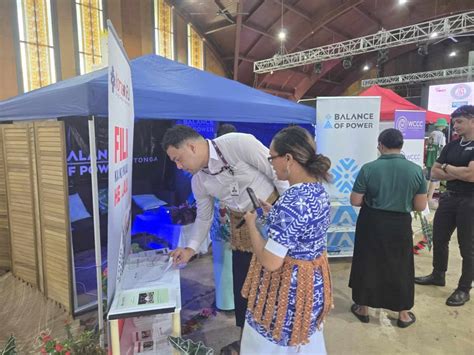 Komisoni Members Of The Public In Need Of Voters Information And Voters Registration On Site