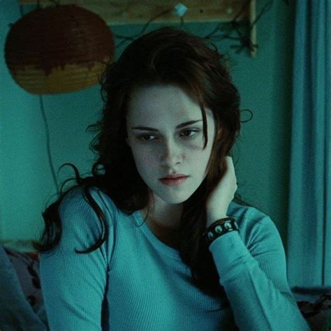 𝔅𝔢𝔩𝔩𝔞 𝔖𝔴𝔞𝔫 Twilight Profile Pic Twilight Pfp Aesthetic Bella Swan Pics