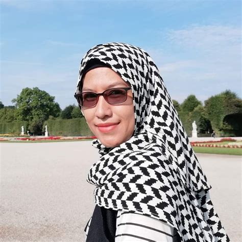 Ti2n Twitter Instagram Facebook Tiktok Linktree