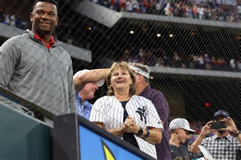 Aaron Judge Hits 62nd Homer To Break Roger Maris Record