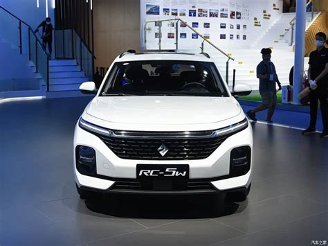 宝骏rc 5 2020款 Rc 5w 15t Cvt智耀旗舰型 宝骏 1319张图片大全汽车外观图库 汽车之家