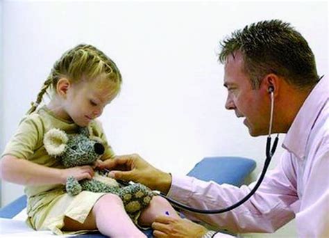 Контагиозный моллюск у детей