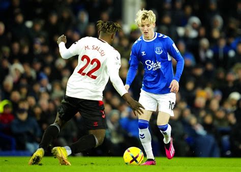 นิวคาสเซิลฯ ปิดดีล 45 ล้านปอนด์ กอร์ดอน เดินทางตรวจร่างกาย