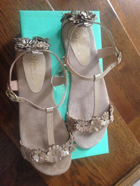 Шкіряні босоніжки — ціна 1400 грн у каталозі Босоніжки Купити жіночі речі за доступною ціною на