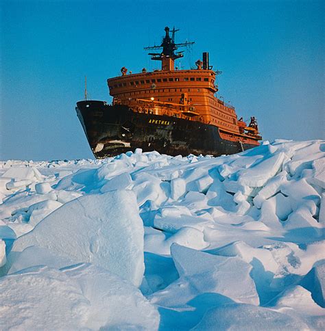 Five Icebreaker Ideas for Onboarding - Rock Paper Team
