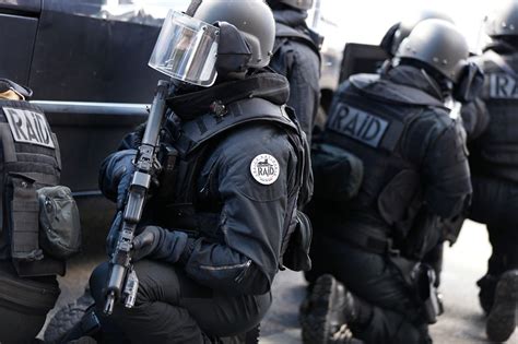 EPA Bergara Oñati Soraluze Antzuola HHI English Meaning of the word Raid