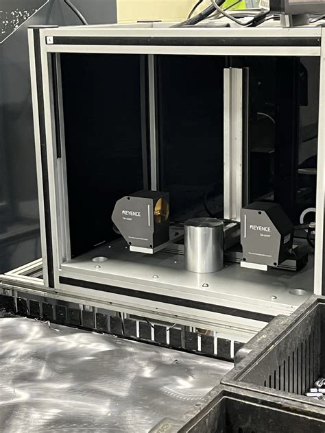 Keyence Tm 040t 2d Laser Displacement Optical Micrometer