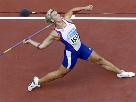 Atletismo Lanzamiento De Jabalina