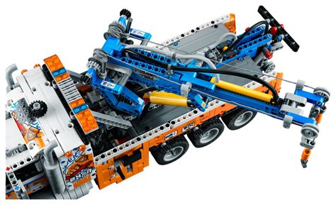 Lego Technic Heavy Duty Tow Truck A Tih The Brothers Brick The Brothers Brick