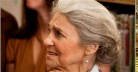 Magda Sex And The City People Style