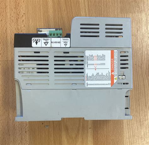 Allen Bradley 22d D2p3n104 Powerflex 40 Ac Drive 1 0hp With 319280 A02