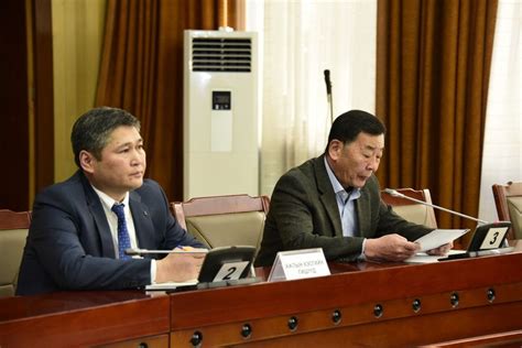 С Соёмбо Эрдэнэ Улсын дээд шүүхийн шүүгчид нэр дэвшжээ