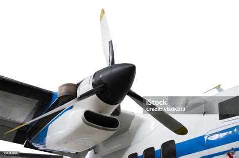 나사 항공기 흰색 배경에 고립의 단편입니다 동체의 배경에 대 한 프로 펠 러와 엔진 건강관리와 의술에 대한 스톡 사진 및 기타 이미지 건강관리와 의술 권위 금속