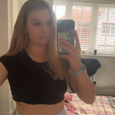 Becca Urt • Threads Say More