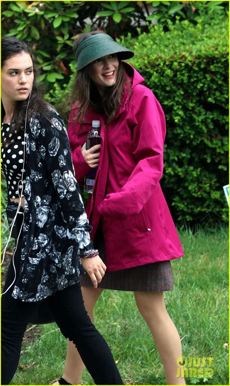 Winona Ryder Wears Fake Baby Bump On Experimenter Set Photo Peter Sarsgaard Winona