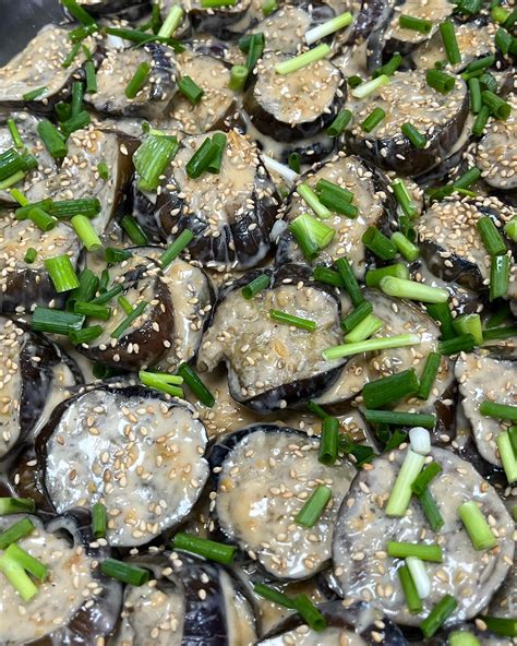 영양사 이소연 가지된장구이 🍆 처음으로 이 시간에 당일급식 업로드 월요일부터 또 신메뉴 잡아본 영양사 이 레시피는 Hororok 선생님 스토리를 본 뒤