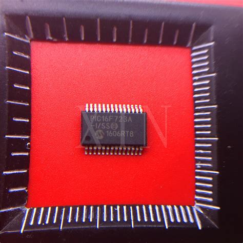 1pcs Pic16f723a Iss Mcu Pic 7kb Flash Xlp 28 Ssop Ebay