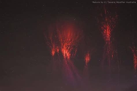 🔥 Red Sprites A Type Of Electrical Discharge Captured By Jj Rao During A Storm In Derby