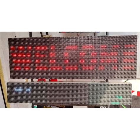 Red Wall Mounted LED Scrolling Display Board For Advertising Shape Rectangle At Unit