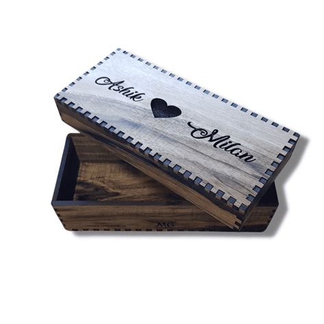 Lesena Mini Darilna škatla Oreh Leseno Darilo