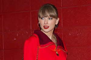 Chiefs Coach Reveals Taylor Swifts Hilarious Comment I Cried Laughing