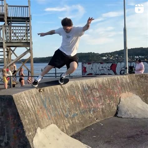 How To Ollie Step By Step Guide To Finally Landing It Skateboard Session