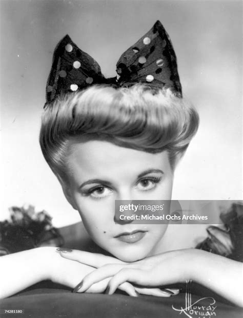 Singer Peggy Lee Poses For A Portrait Circa 1948 News Photo Getty Images
