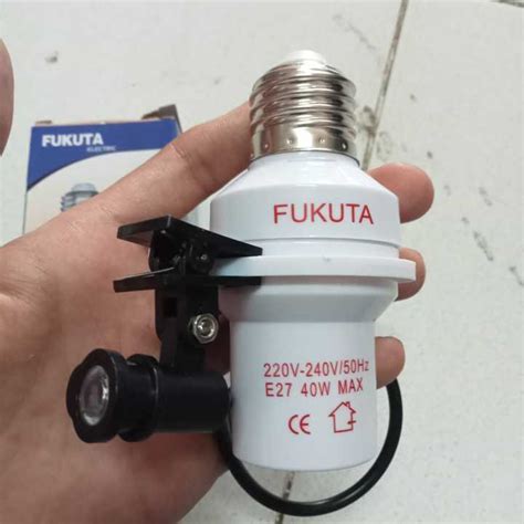Penghabisan Fitting Lampu Sensor Cahaya Otomatis Untuk Segala Lampu