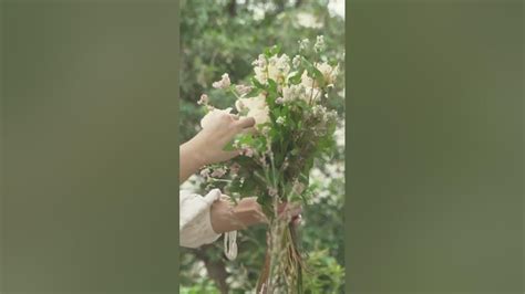 꽃과 함께하는 플로리스트들의 시선ㅣ프렌치 스타일 꽃다발 핸드타이드 제작필름 Youtube