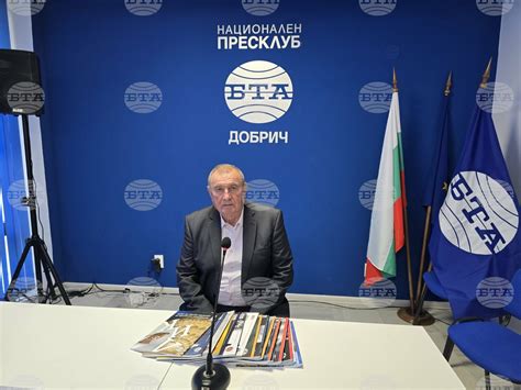 Интересът от чужденци към българската носия е доста голям каза Кольо Георгиев собственик на