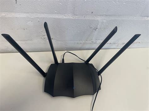 Tenda AC1200 AC8 Wireless Router | 2ndhandwarehouse.com