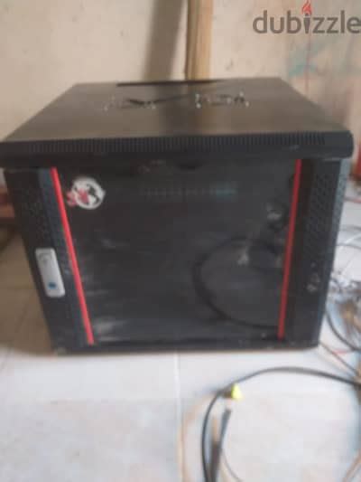 راك 9 U Rack أثاث و مستلزمات المكتب 200209931