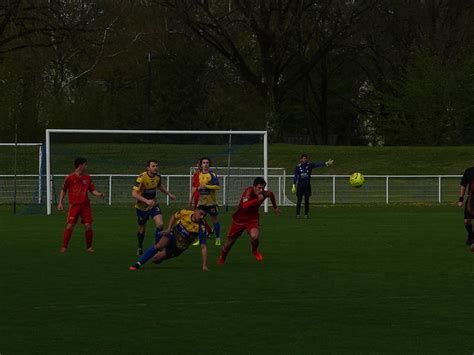 Mohamed Rachedi Quitte Le Rc Lons Racing Club Lédonien