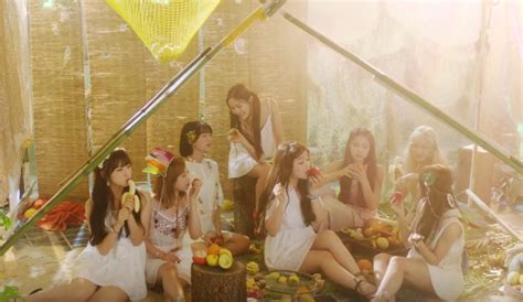 Oh My Girls “a Ing” Is An Aegyoreggae Remake That Sounds Dated