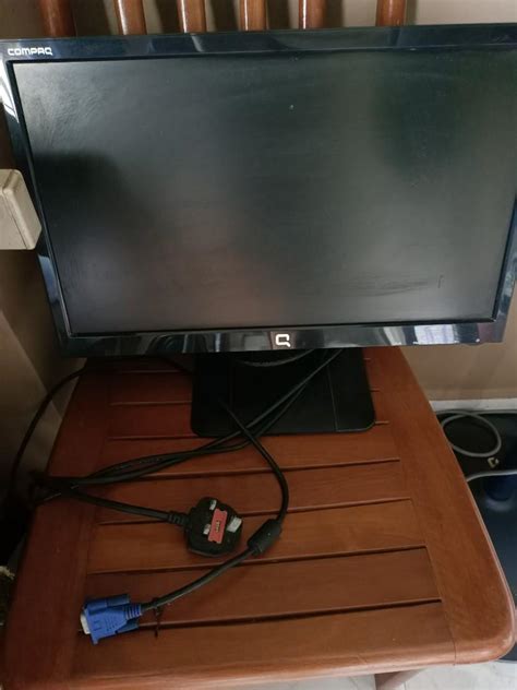 Compaq W185q Monitor 18 5inch Computers Tech Parts Accessories Monitor Screens On Carousell