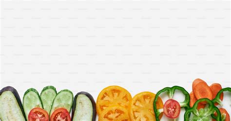 자른 신선한 야채 고립 된 토마토 오이 고추 계란 식물 건강한 식생활 다이어트 슬리밍 및 체중 감량 개념 격리 사진 Unsplash의 점심 이미지