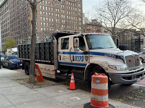Nypd Trucks 1984 Chevrolet Cucv M1008 Pickup Truck White With Blue