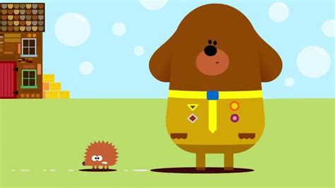 Watch Hey Duggee S01e07 The Balloon Badgethe Hide And Seek Badge