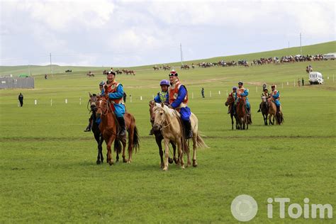 Фото Наадмын эхний өдрийн эргэн тойронд