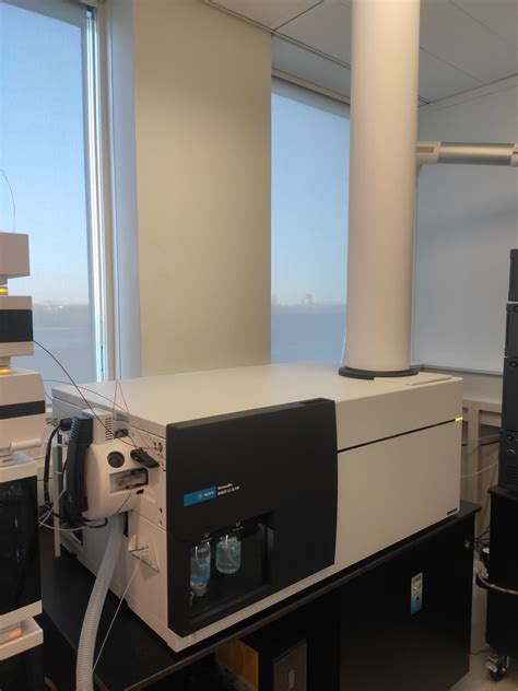 AGILENT UHPLC QTOF 6545XT AVEC GENERATEUR Evosciences