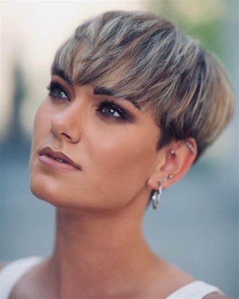 15 Classy Pixie Haircuts For Women Over 50 Pixie Haircut Short