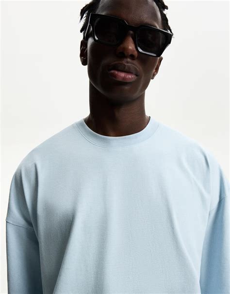 დიდი ზომის მოკლესახელოიანი მაისური კაცი Bershka