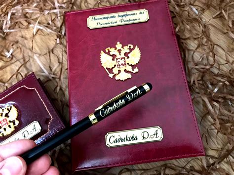 Подарочная именная ручка с гравировкой на заказ (ЧЕРНЫЙ/ЗОЛОТО ...