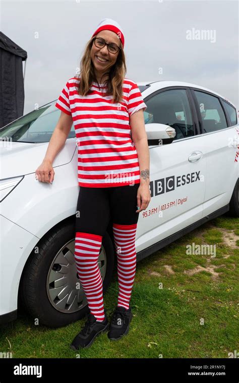 Dj Sonia Watson Before Taking Part In The Maldon Mud Race In Maldon