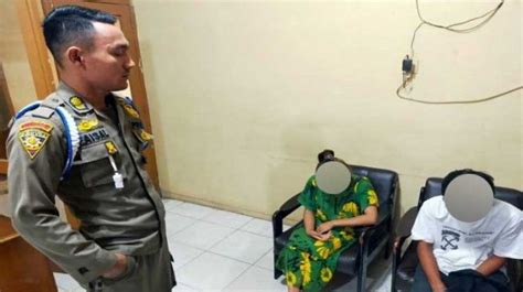 Pasangan Muda Mudi Mesum Di Kos Padang Diamankan Ngaku Baru Kenal Di Medsos