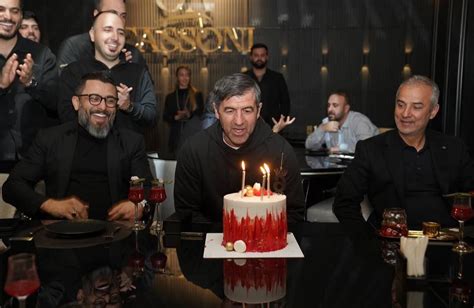 عکس فردوسی‌پور و کارتال در جشن تولد اسطوره پرسپولیس خبرآنلاین