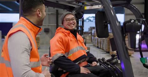 two up the advantages of wms and tms integration transport