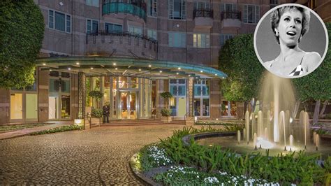 Just In Time For 90th Birthday Carol Burnetts La Condo Sells For 3