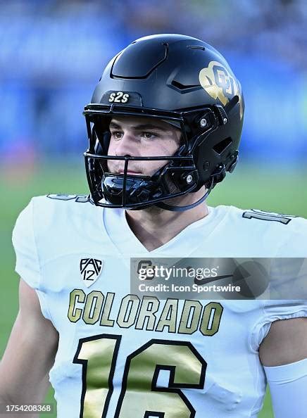 Colorado Buffaloes Quarterback Ryan Staub On The Sidelines During An News Photo Getty Images