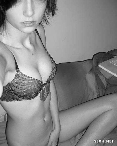 Foto De Молоденькая красотка любит секс